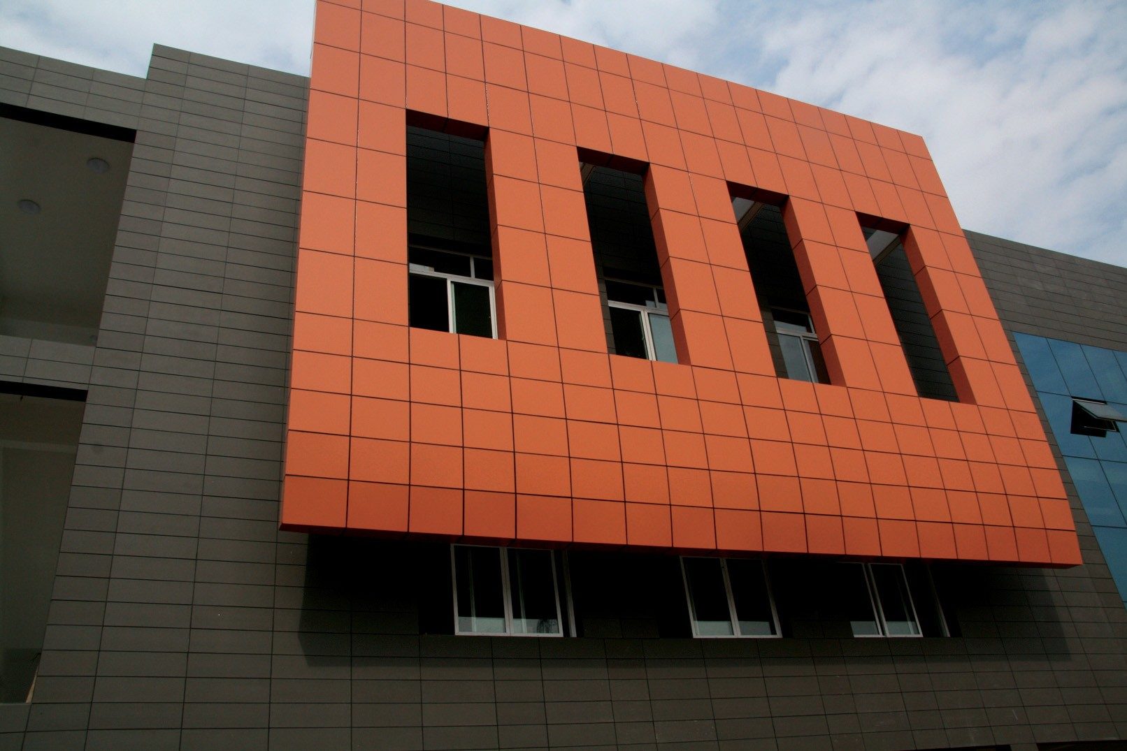 Clay Ventildated Facades - Wienerberger India